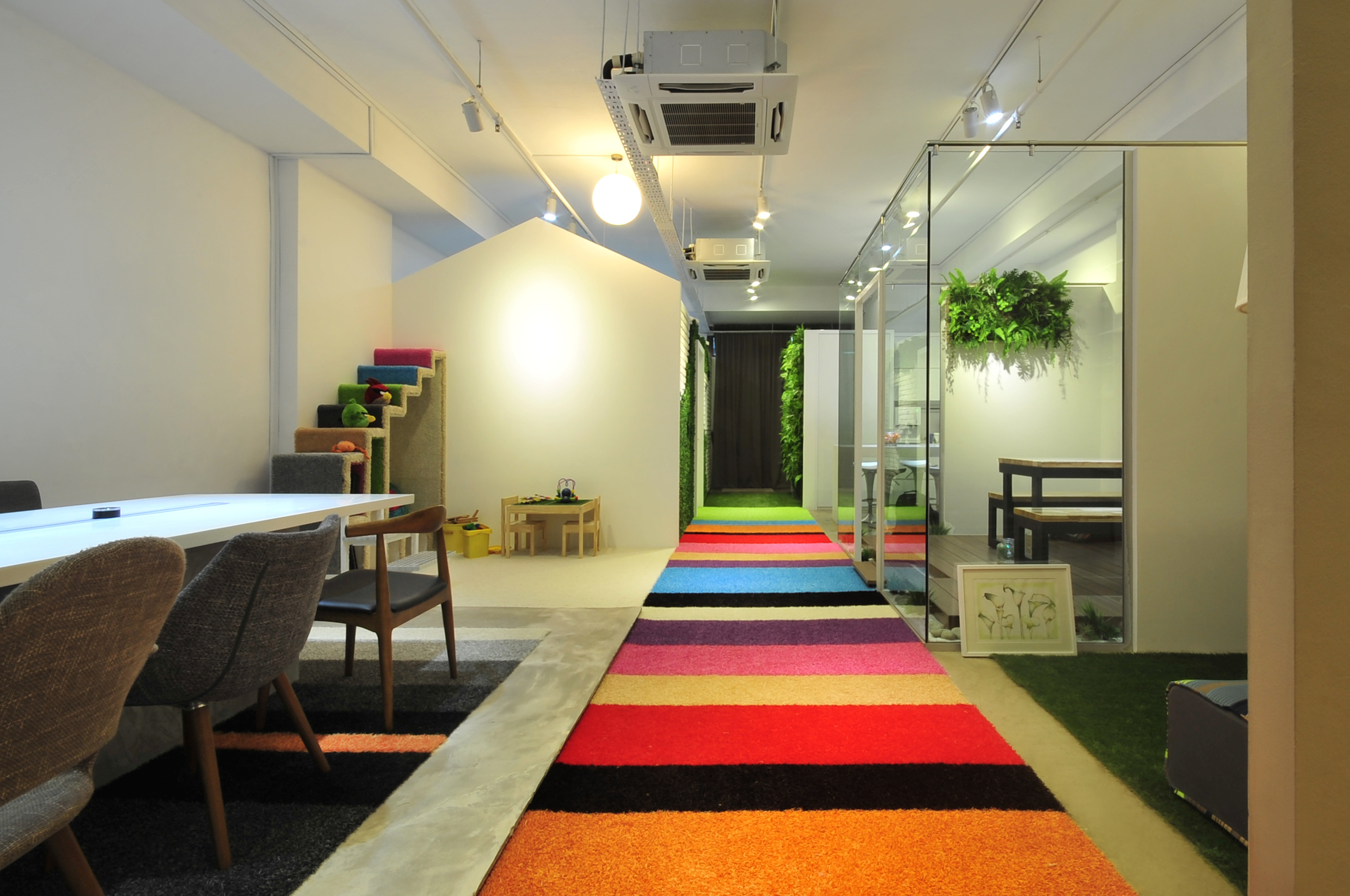 Klique Design - Office Interior Design and Renovation in Singapore